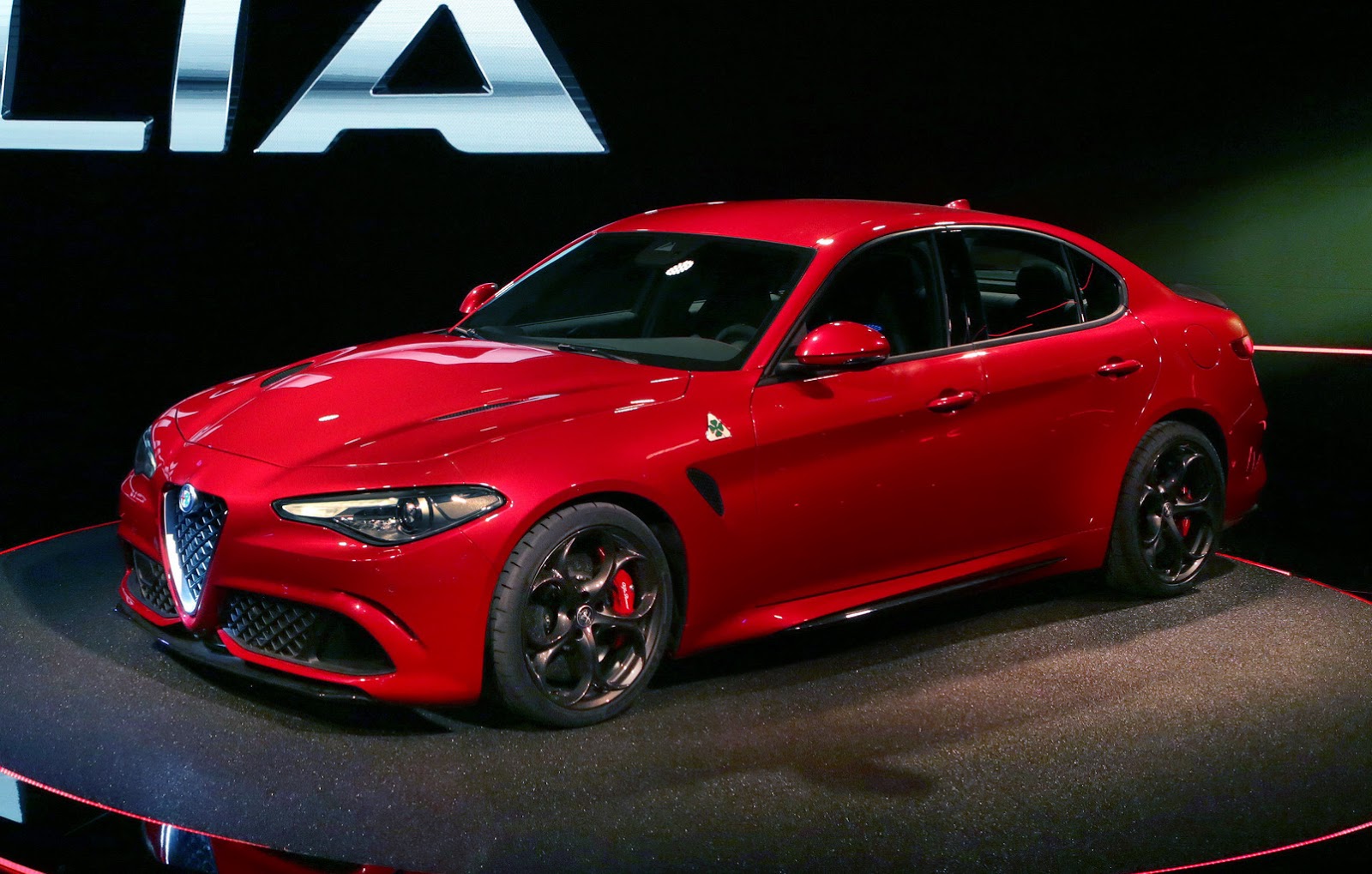 Alfa Romeo Giulia será lançado nos EUA - Oficina Brasil | Pitstop
