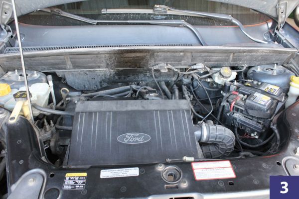 Qual motor o reparador considera o melhor: o GM 1.0 VHC ou o Ford Zetec ...