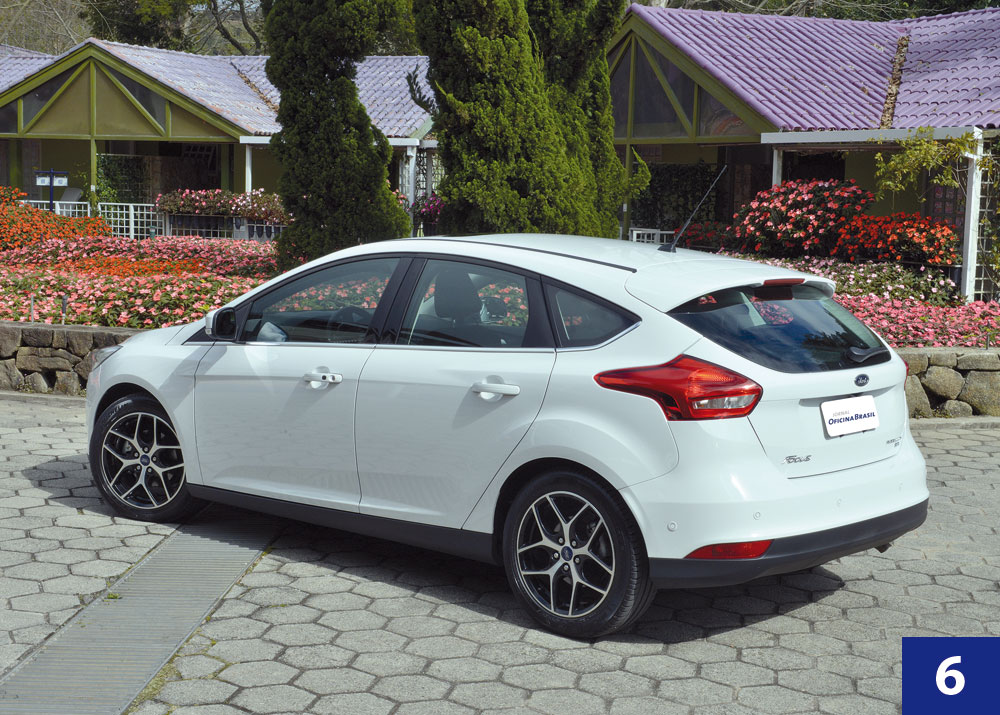 Ford Focus Titanium Plus 2.0 é um carro tecnológico e refinado, e ...
