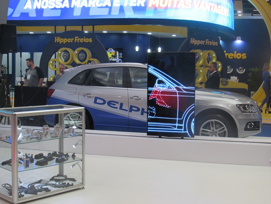 Delphi lança jogo de velas Blue Power na 13ª Automec - Oficina Brasil ...