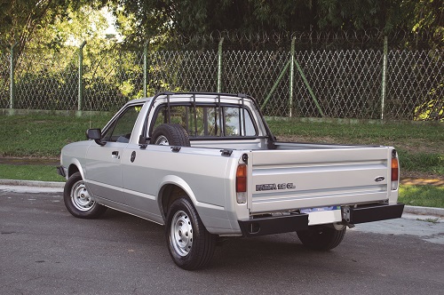 Ford Pampa 1.8 GL, a picape compacta que aliou o conforto e valentia ...