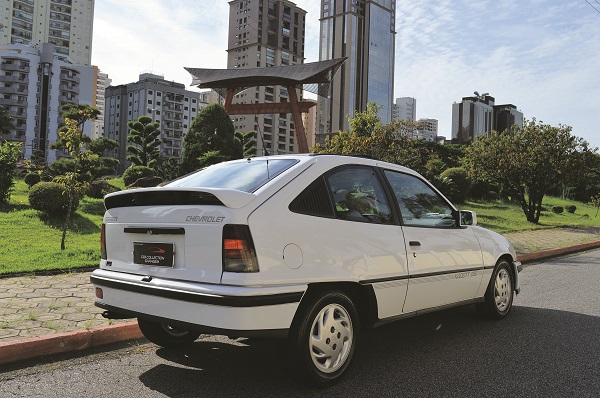 Chevrolet Kadett GSi 1993, a vocação esportiva com a modernidade da ...