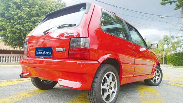 Fiat Uno Turbo, o nosso primeiro turbinado de fábrica que antecedeu a ...