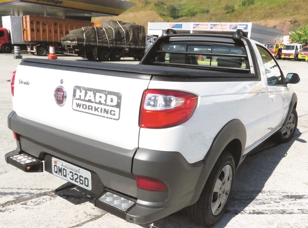 Fiat Strada 2018 chega com versões mais tecnológicas e com robustez que ...