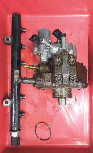 Manutenção no sistema de injeção diesel da Ford Ranger equipada com ...